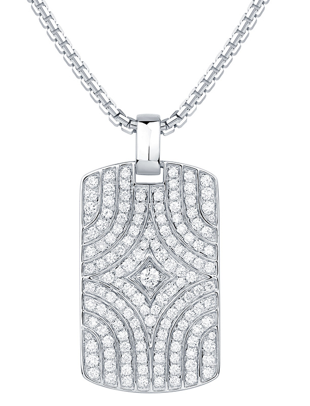 The Ever-Perfect Pendant – The Jewelers Collective